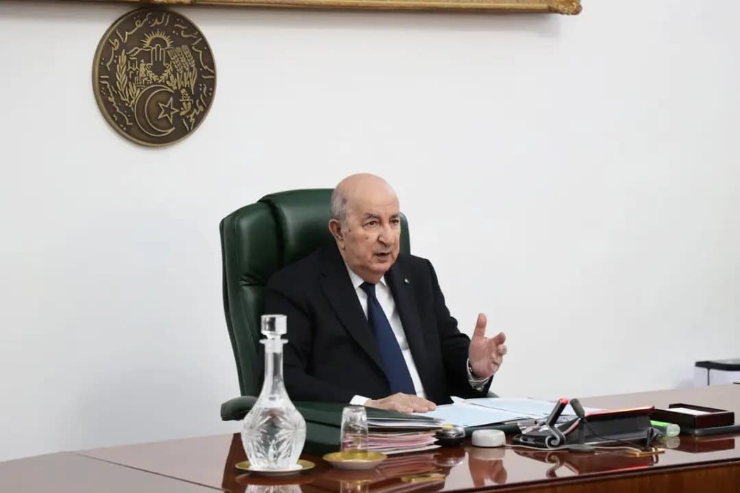 Le président de la République préside une réunion du Conseil des ...